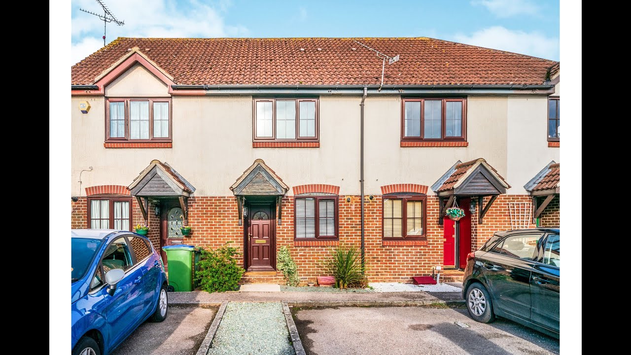 Wordsworth Place, Horsham, West Sussex - YouTube