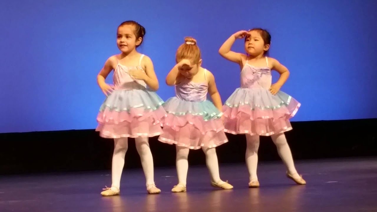 Angelina pinto california 20/7/15 - YouTube