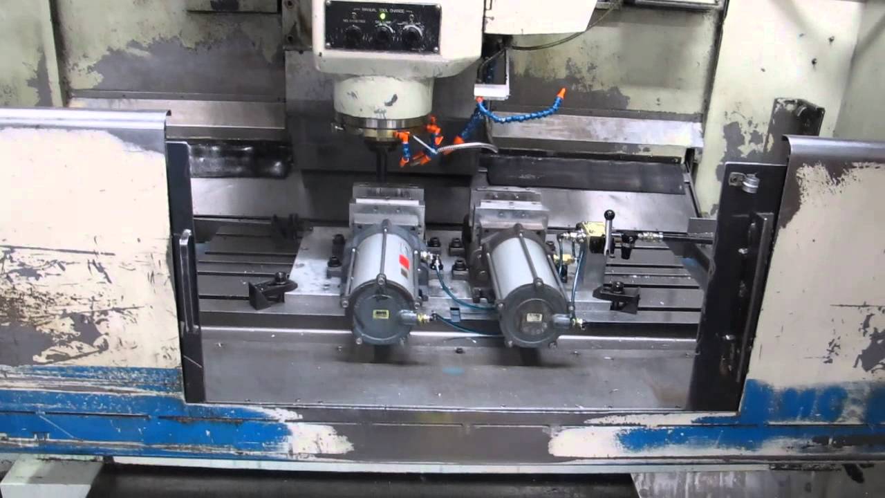 Okuma MC-50A CNC Vertical Machining Center - YouTube