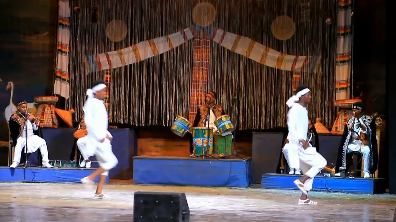 THE FIVE GONDER DANCE - YouTube