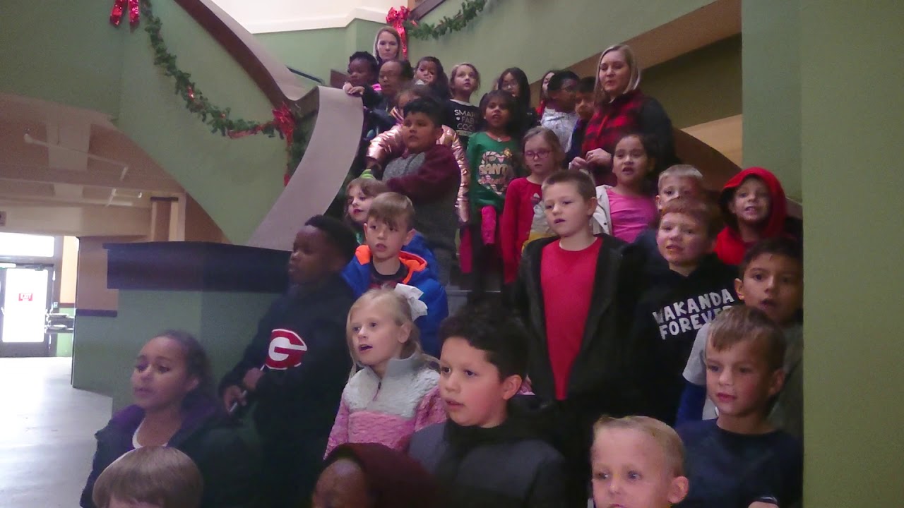 Edison Elementary first graders sing Rudolph the Red-nosed Reindeer ...