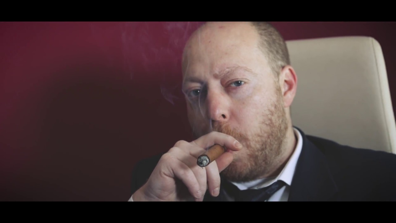 Simone LEON Perron - E ALLORA GUIDA - TRAILER - YouTube