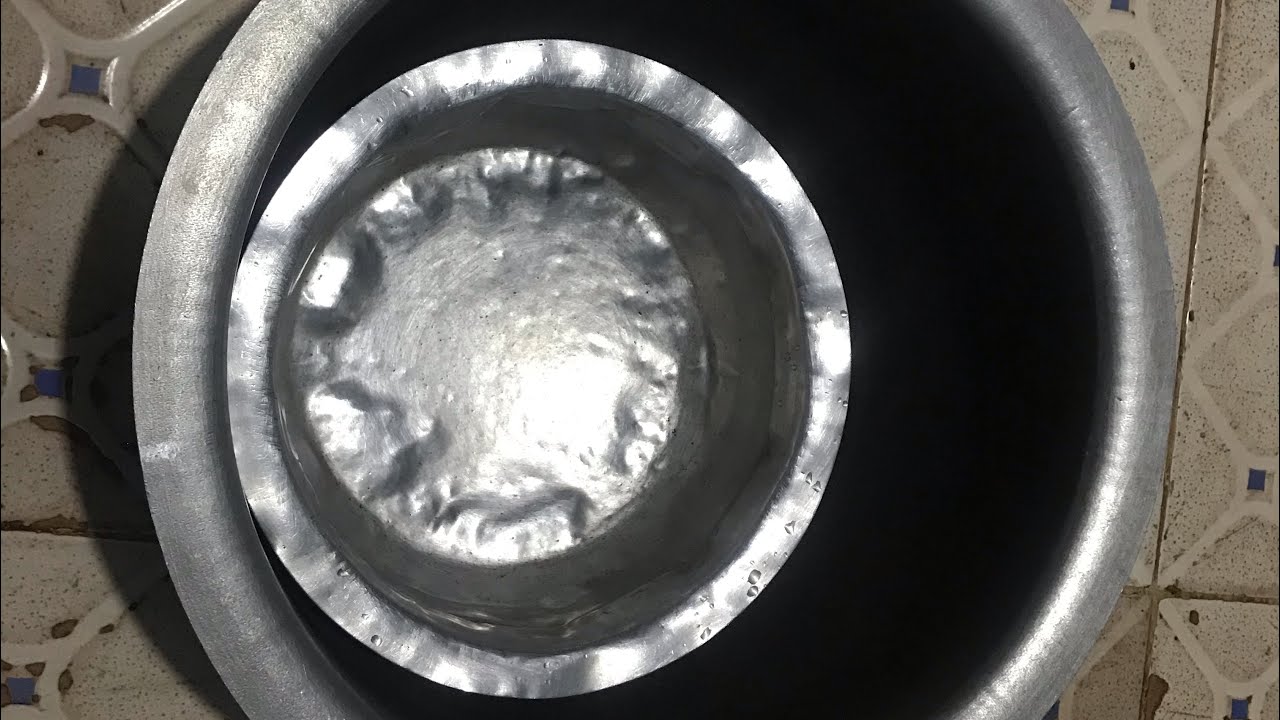 Hekaya za Abunuwasi (Sufuria) - YouTube