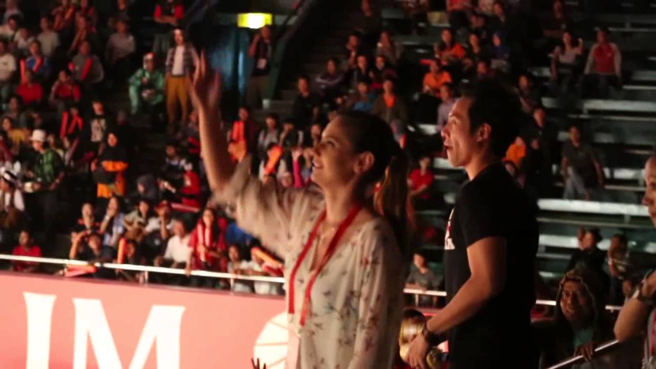 VJ Marissa at Djarum Indonesia Open Super Series Premier 2013 - YouTube