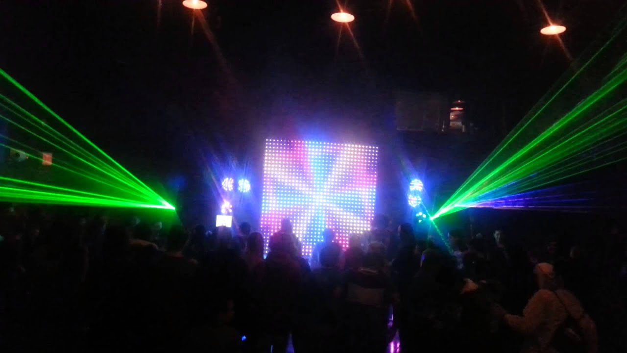 Total Entertainment Party - YouTube