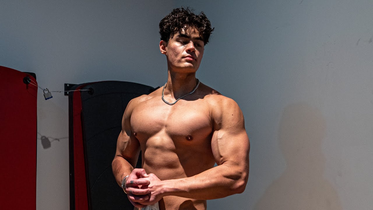 I train hard. - YouTube