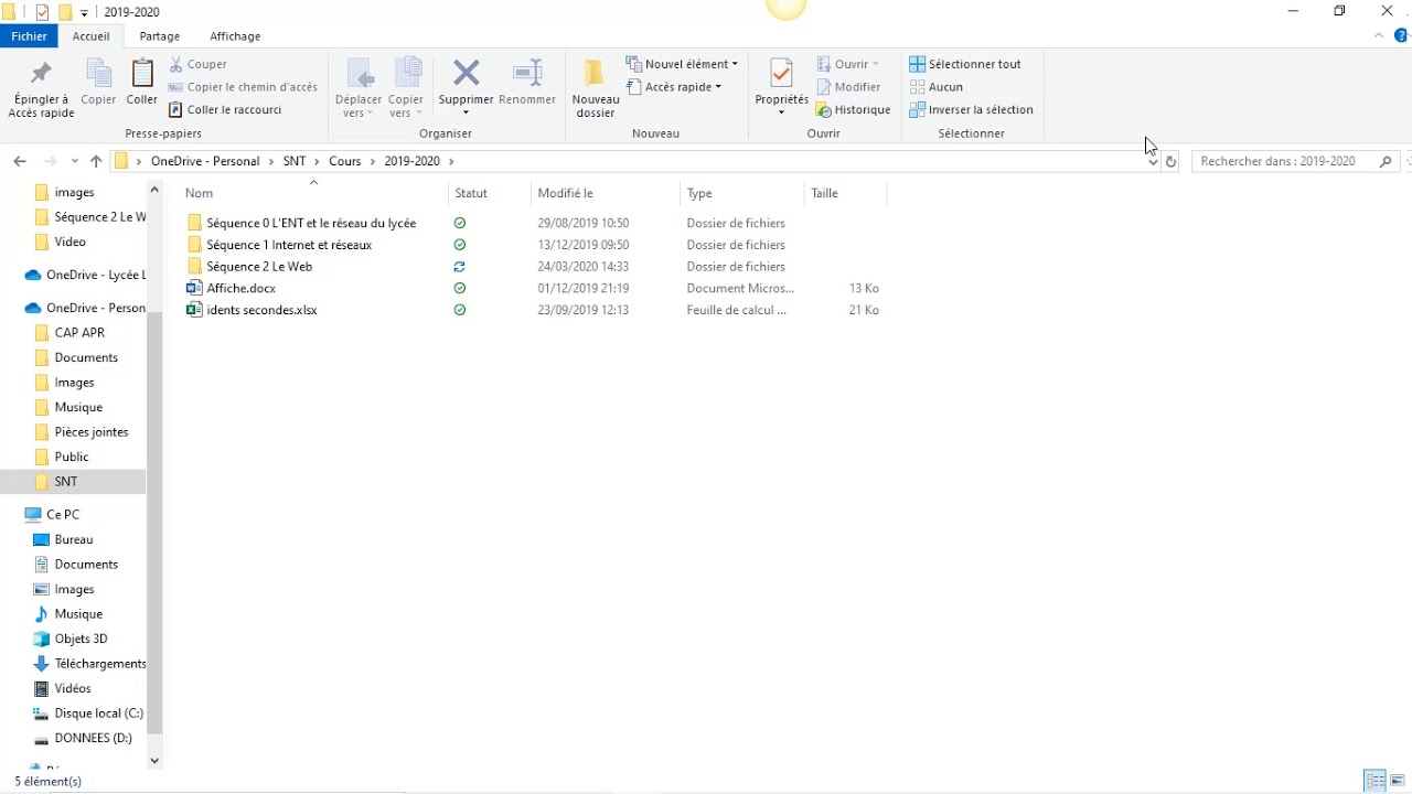 Afficher les extensions des fichiers : Modifier les options de dossiers ...