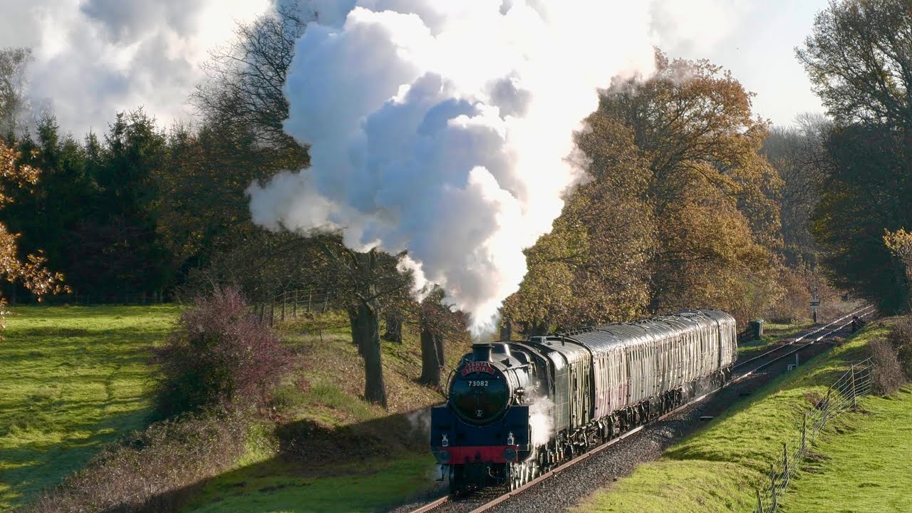 Santa Specials & Steamlights - Bluebell Railway | 30/11/25 - YouTube