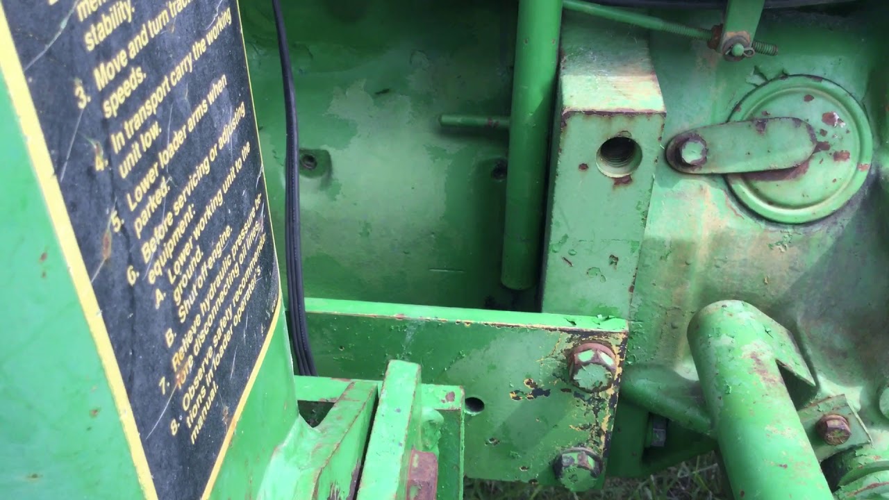 John Deere 2640 - YouTube