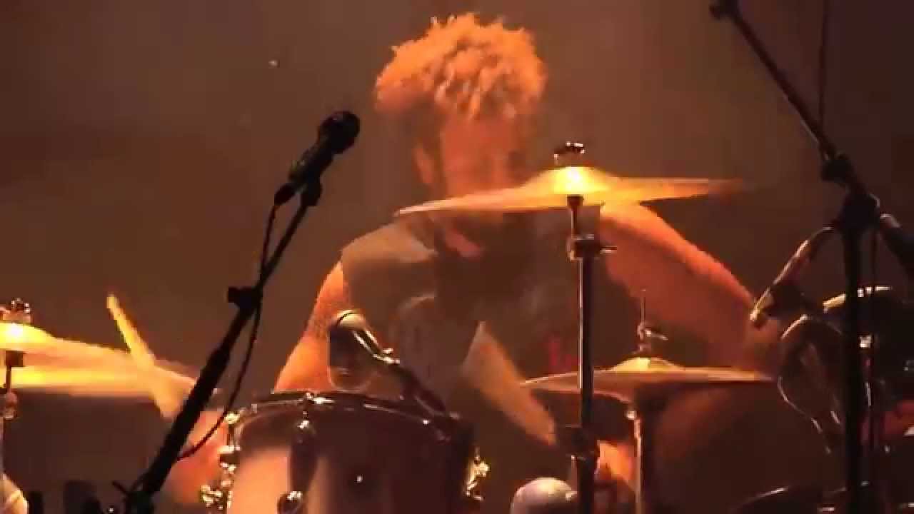Jon Theodore Drum Solo Rock en Seine 2014 HD - YouTube