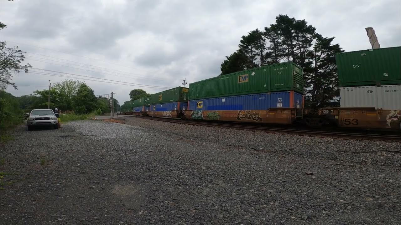 NS # 4058 Leads Intermodal Through Charlotte North Carolina - YouTube