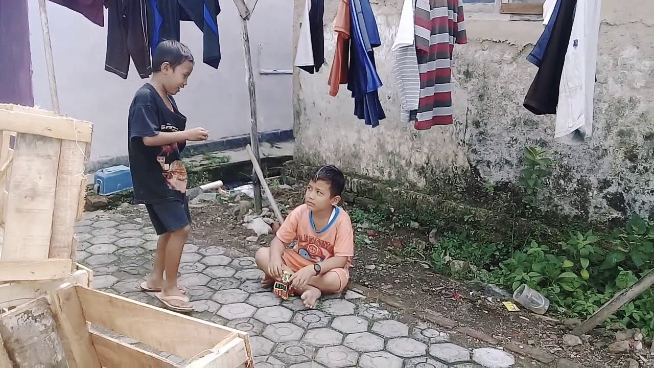 Anak (pengemis Sedih)episode 1 - YouTube