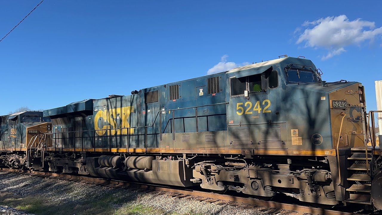 CSX 5242, CSX 550 & CSX 115 leaving Manchester, Ga. Can you spot where ...