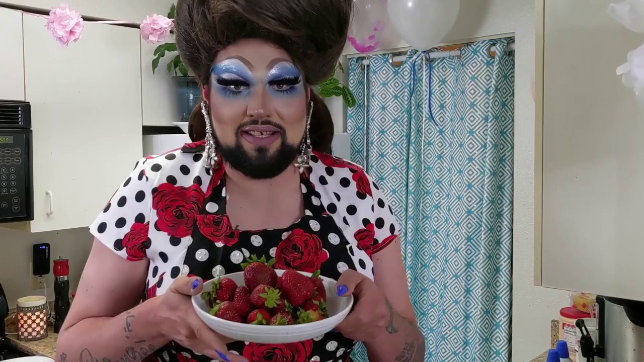 Cooking with Eartha Episode 8 - YouTube