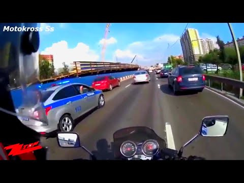 Russian police chase Motorist