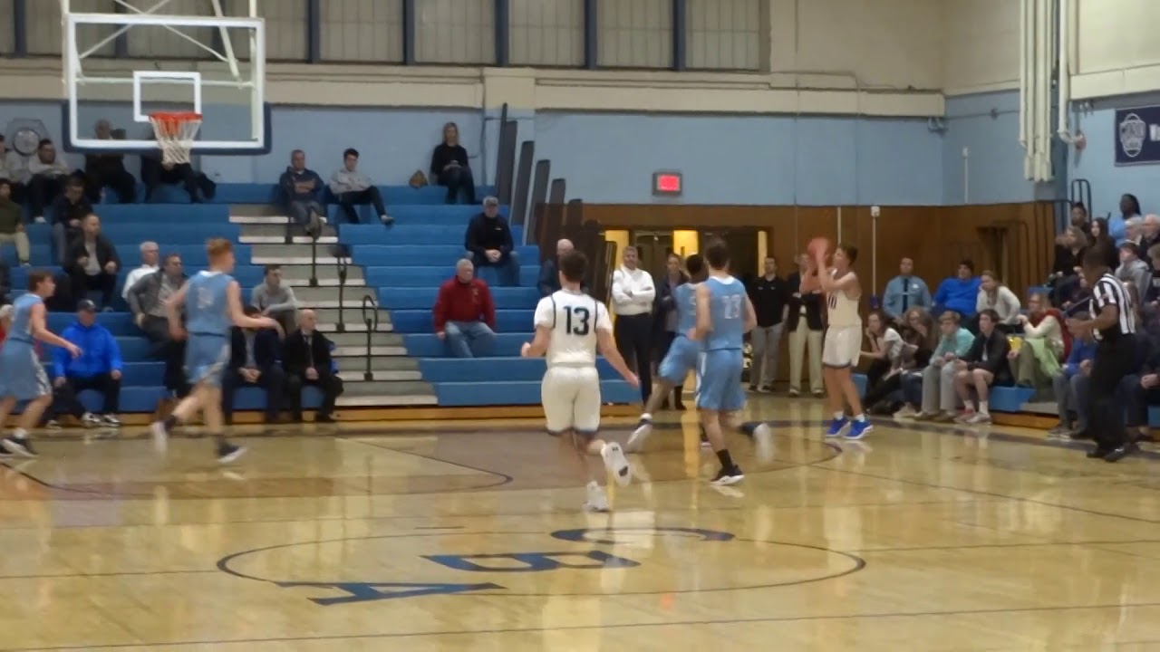 Ryan Mabrey buries the three - YouTube