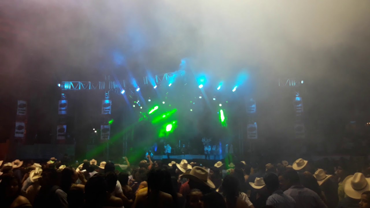 Banda texana producciones power mix - YouTube