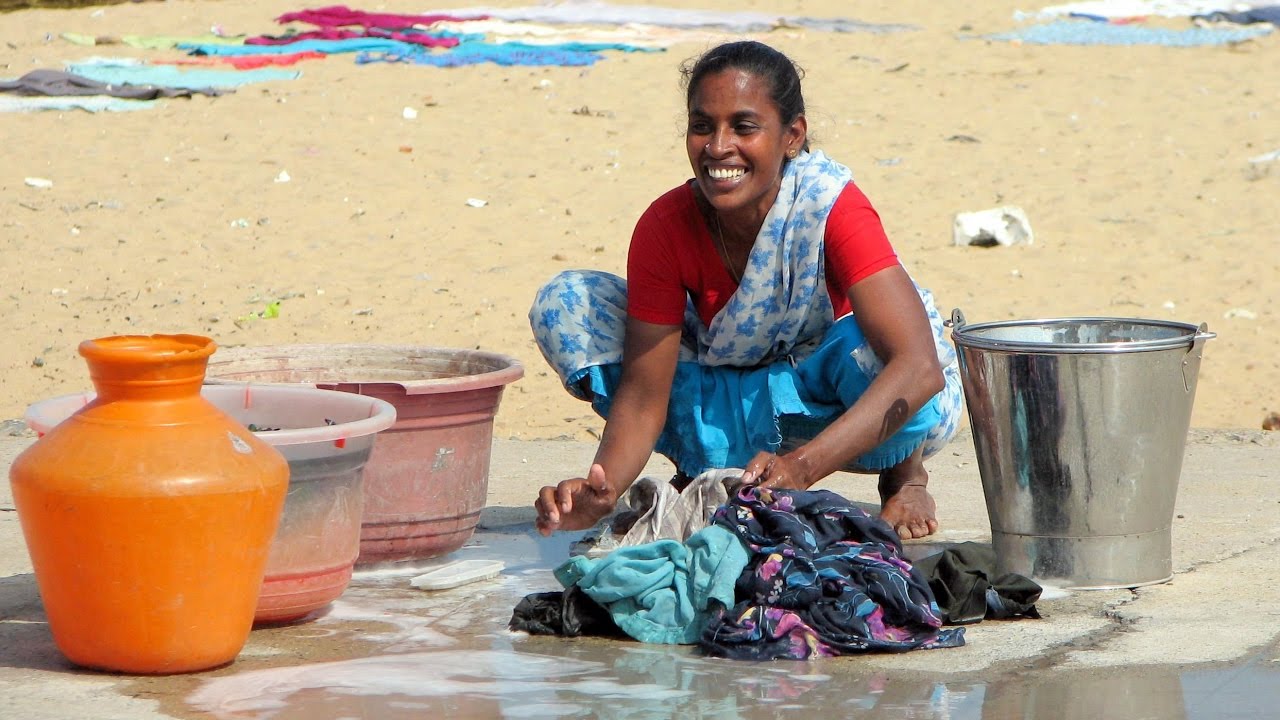 How to Wash Your Clothes - YouTube