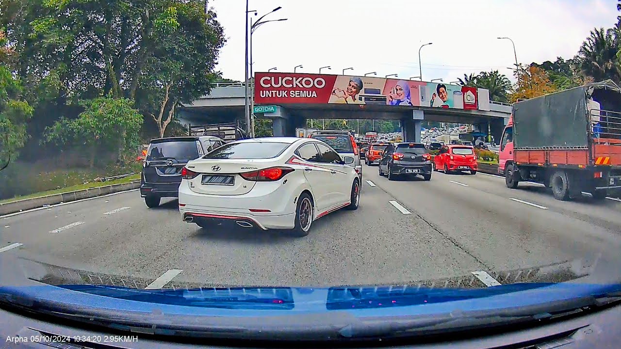 SUASANA KESESAKAN DI KUALA LUMPUR!!! JALAN DAMANSARA MENUJU KE JALAN ...