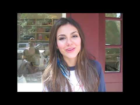 VICTORIA JUSTICE Tells All About The Boy Who Cried Werewolf! - YouTube