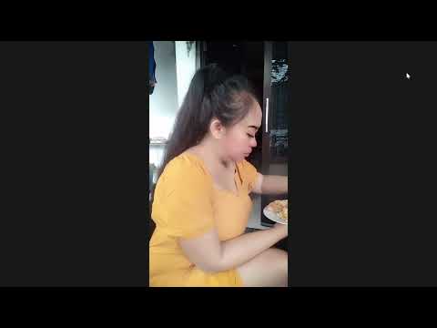 Bunda STW Paha Mulus Lagi Live sama Anaknya