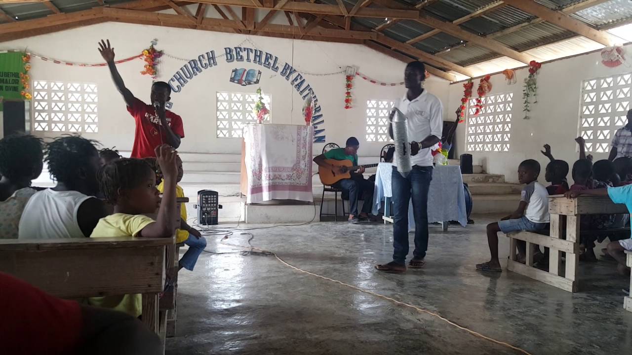 "Mwen kwe" = I Believe in Haitian Creole - YouTube