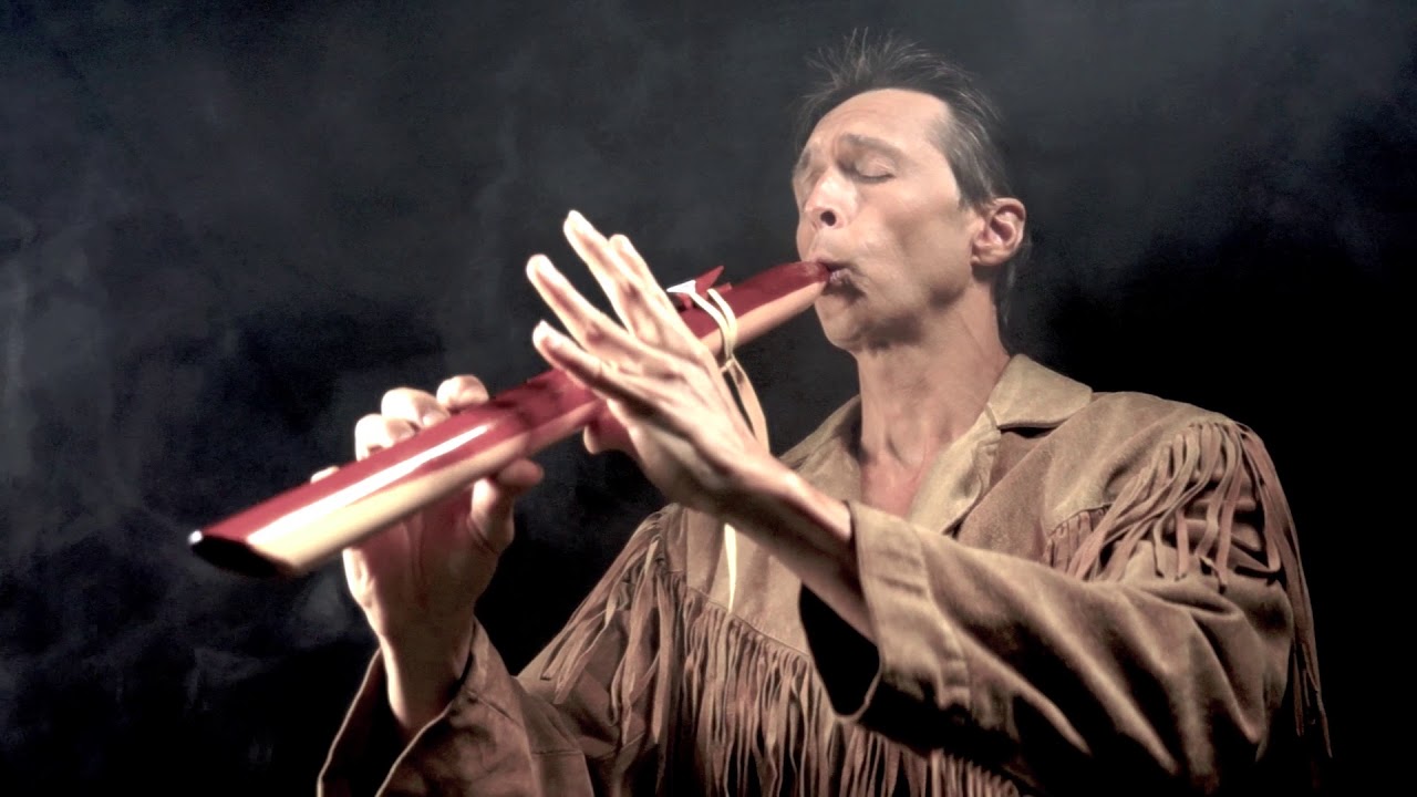 Native american flute Manitou - YouTube
