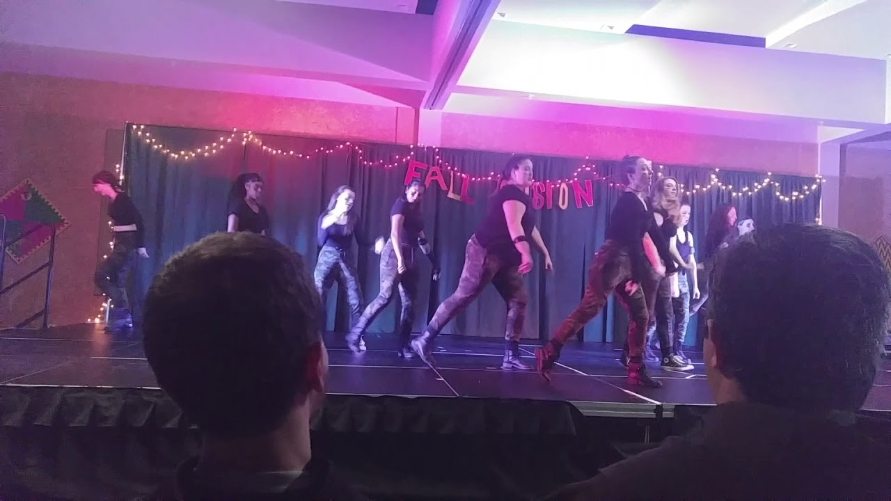 Siena College Chaotick Fall 2017 - YouTube