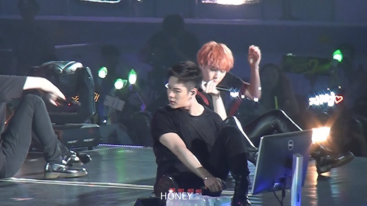 [FANCAM] 160618 GOT7 1st CONCERT FLY IN Guangzhou "못하겠어" - JACKSON (잭슨 ...