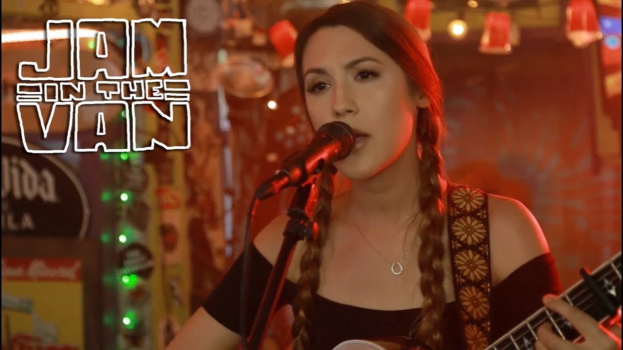 MARA CONNOR - "Someone New" (Live at JITVHQ in Los Angeles, CA 2019) # ...