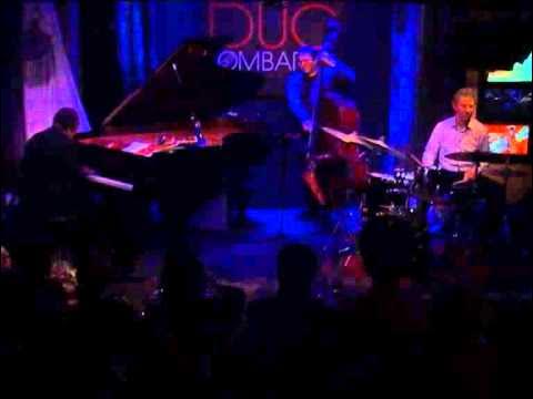 Alain Jean-Marie Trio Live @ Duc des Lombards.mov - YouTube