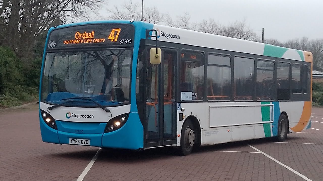 Retford bus station ADL Enviro 200 37200 - YouTube