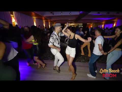 Fadi Fusion & Vesela Georgieva - Salsa social at #LatinBeachBOOM 2022💥