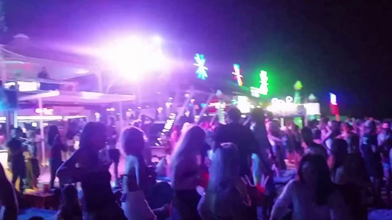 Beach Party at The Ark Bar on Chaweng Beach - Koh Samui - YouTube