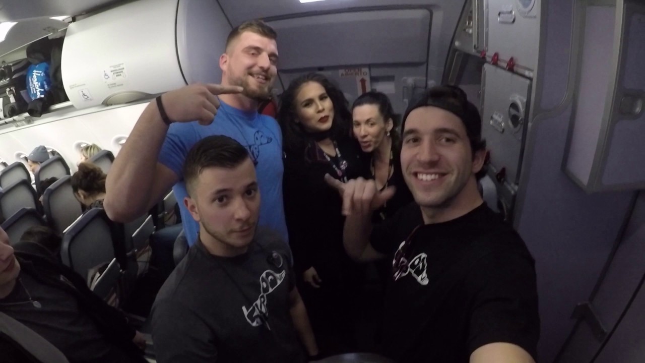 60 Seconds of Skroove - Cockpit Party | Ep. 266 - YouTube