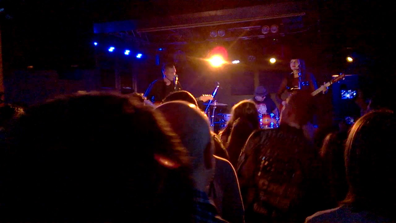 Messer Chups - Magneto - YouTube