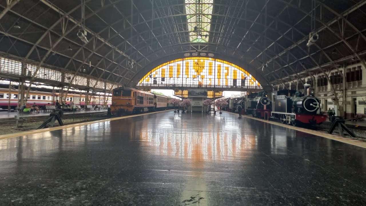 Invading makkasan factory - YouTube