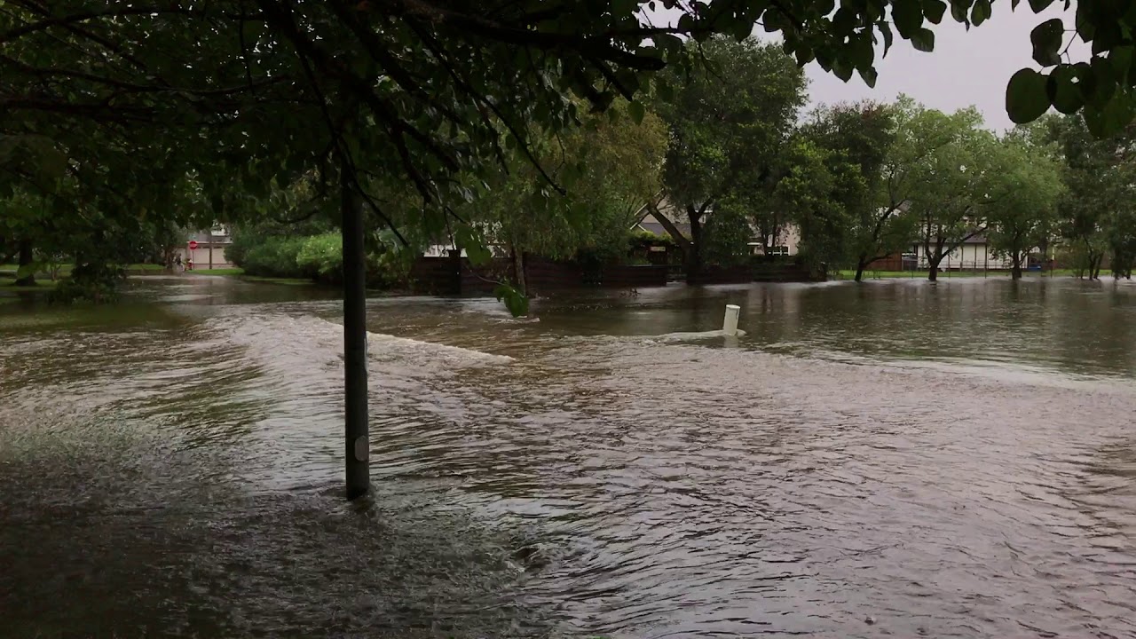 Friendswood Flood from Harvey - YouTube
