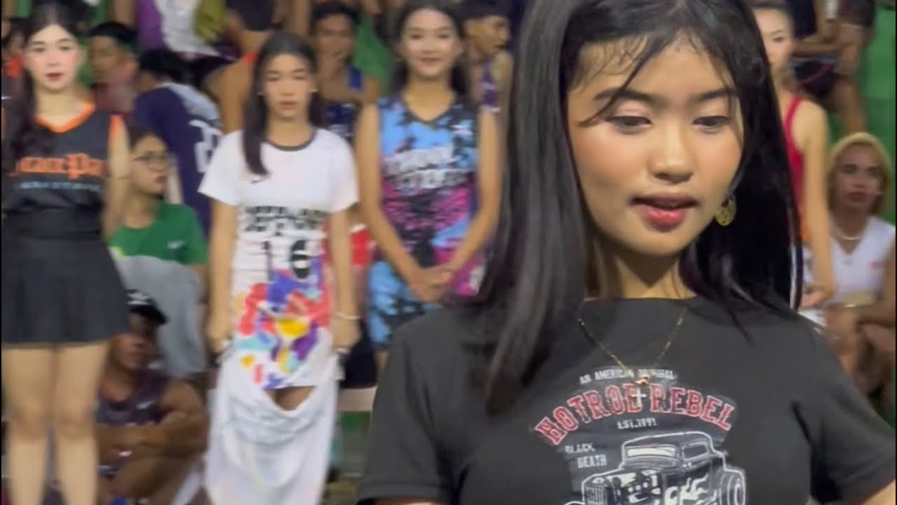 Muse pirates revenge little girl cute muse - YouTube