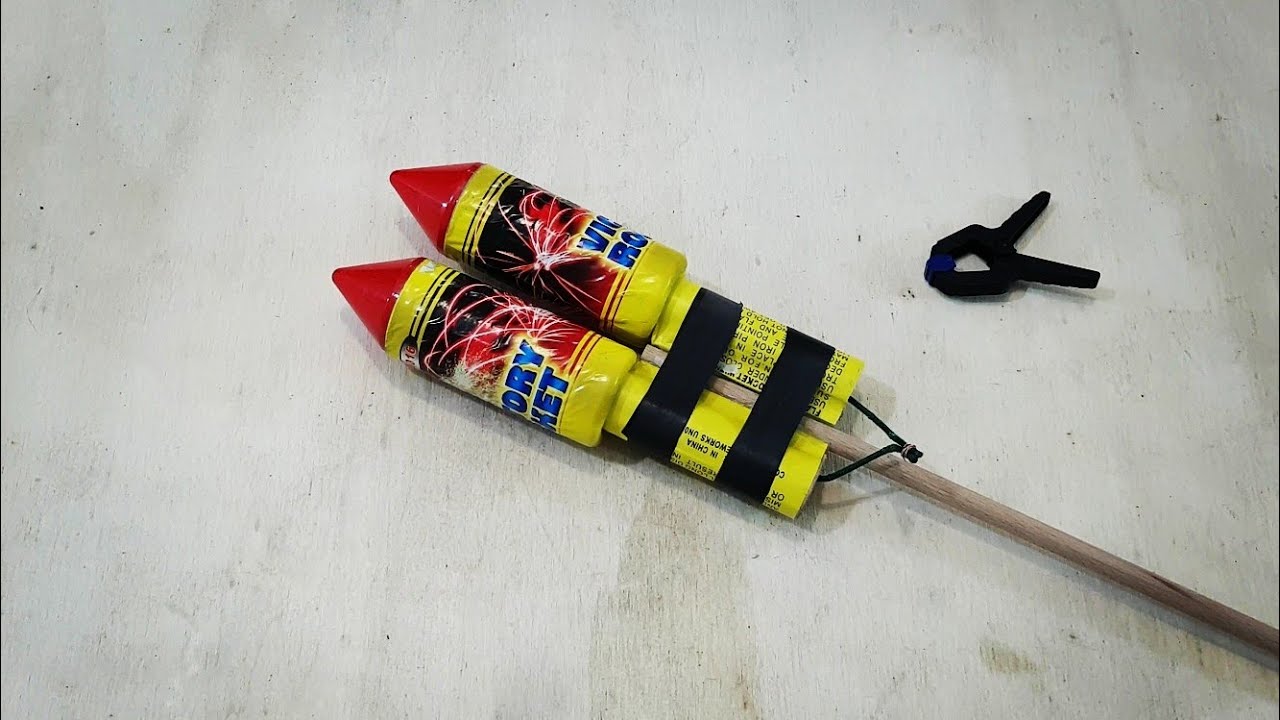 Double Rocket - Fireworks - Two Stage Rocket - YouTube
