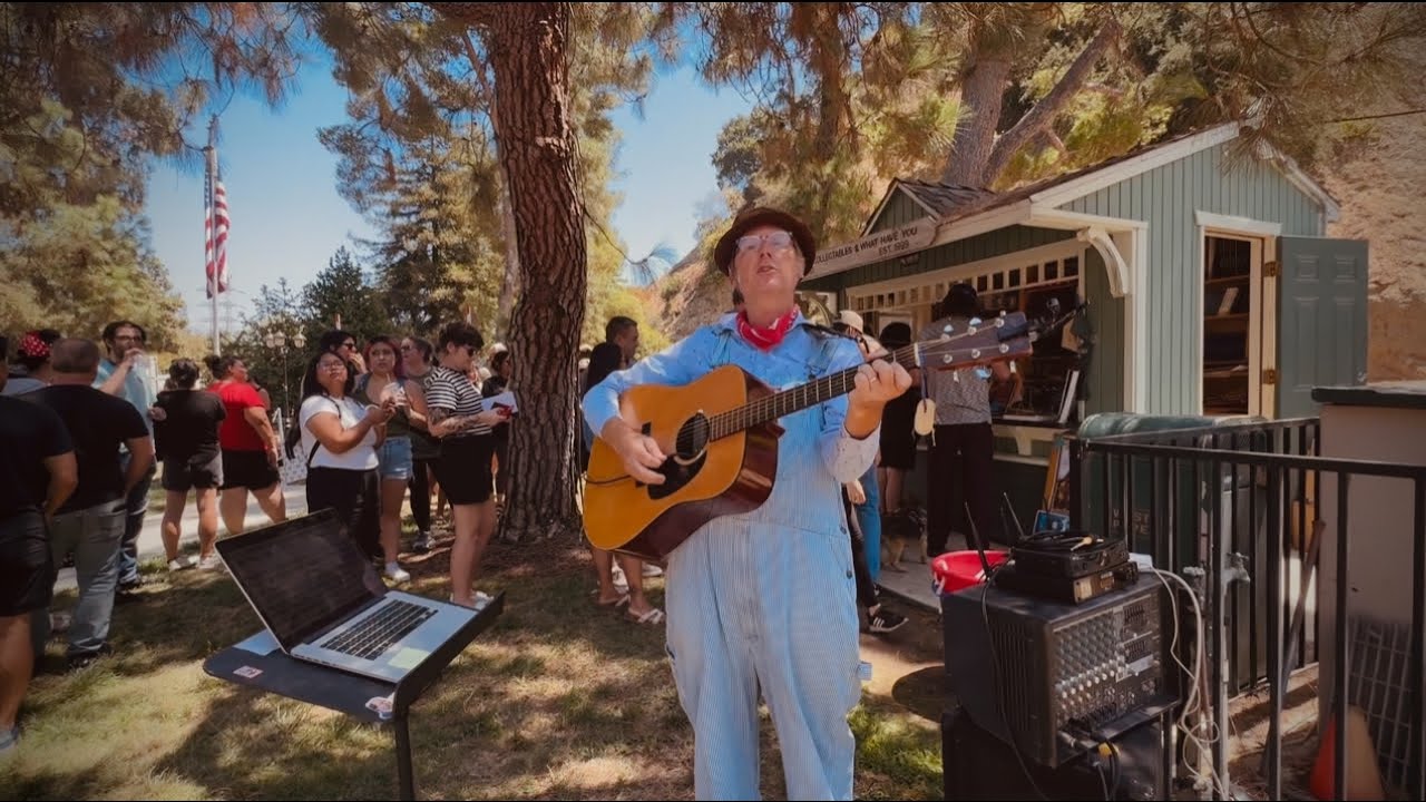 WALT DISNEY’S BARN | GRIFFITH PARK | LOS ANGELES - YouTube