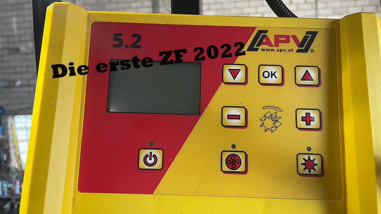 ZF - Saat nach GPS Roggen mit Fendt 724 und APV Streuer - YouTube