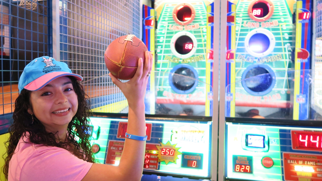 Super Bowl Arcade Challenge! - YouTube