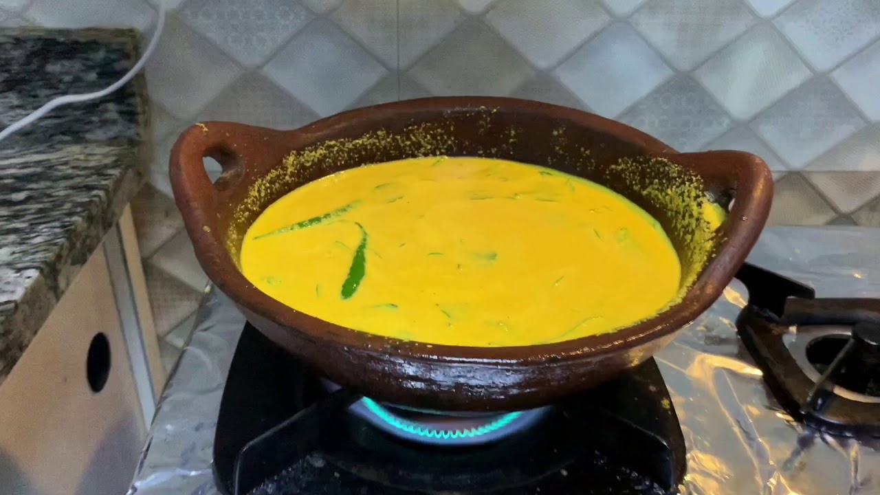 Merry Man Taste Budz..Naadan Fish Mango Curry!!! - YouTube