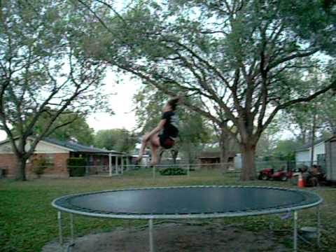 me falling off my trampoline - YouTube