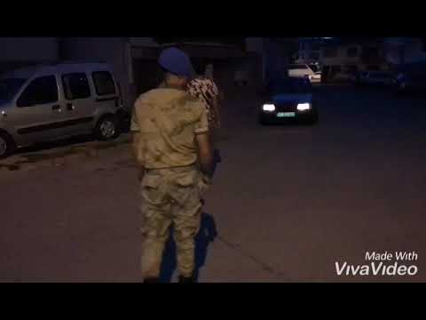 Askerden eve dönüş aileye sürpriz