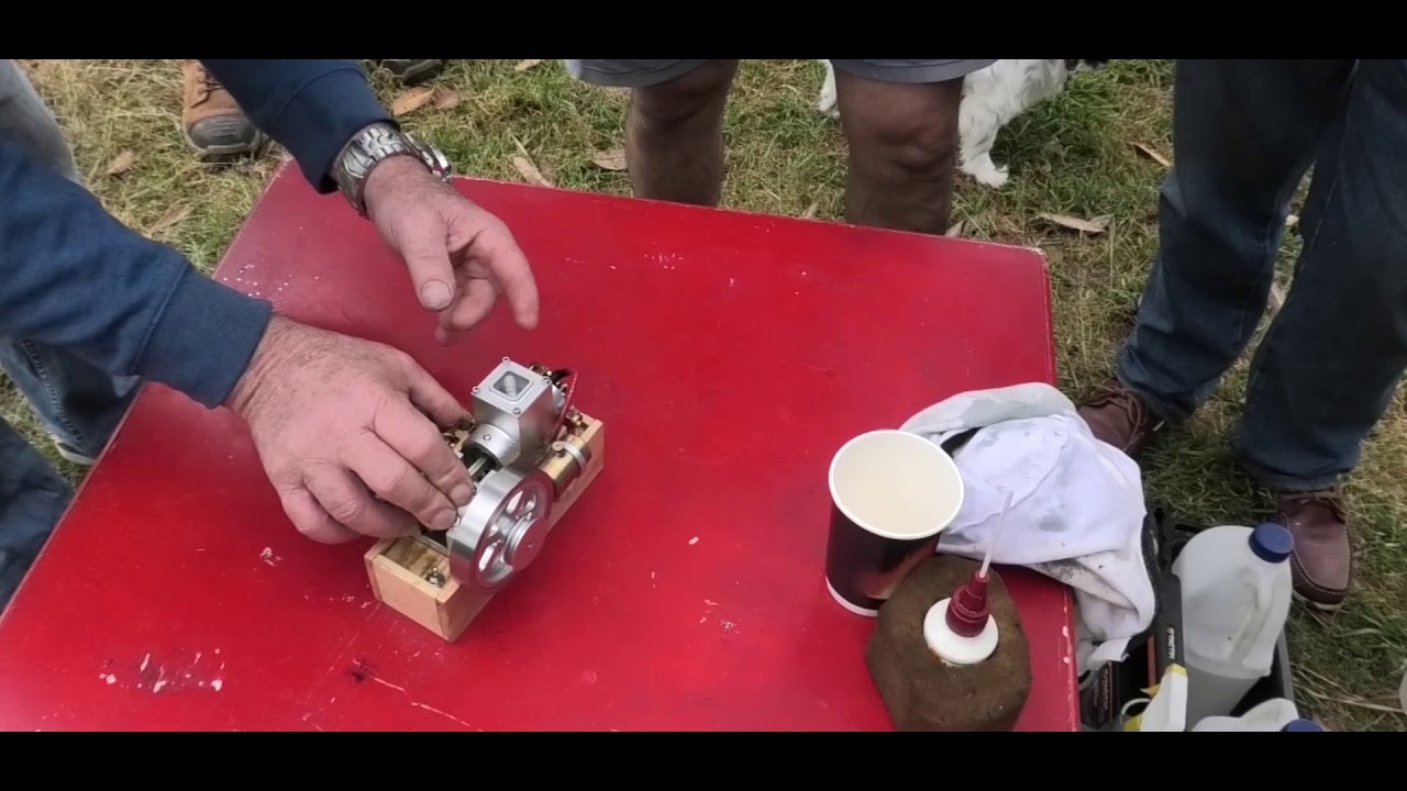 Hit and Miss engine demo and run - YouTube