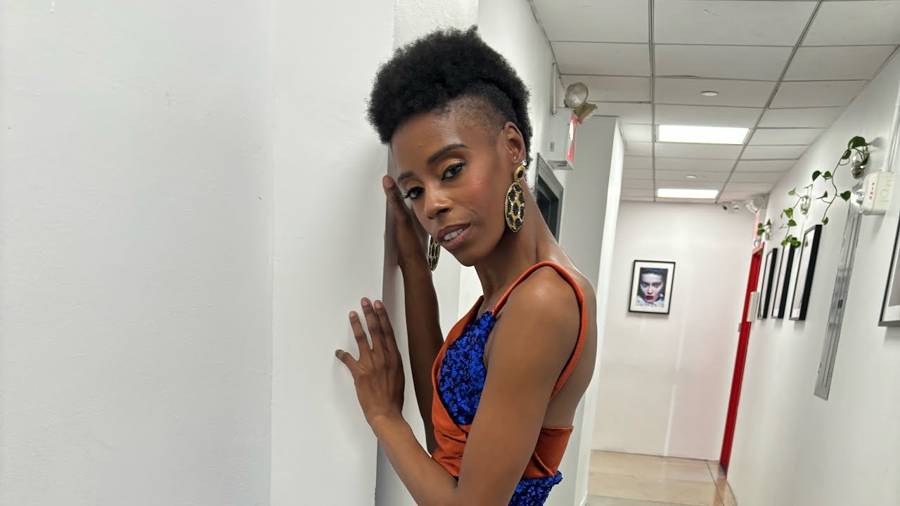 Meet Lanee backstage interview - YouTube