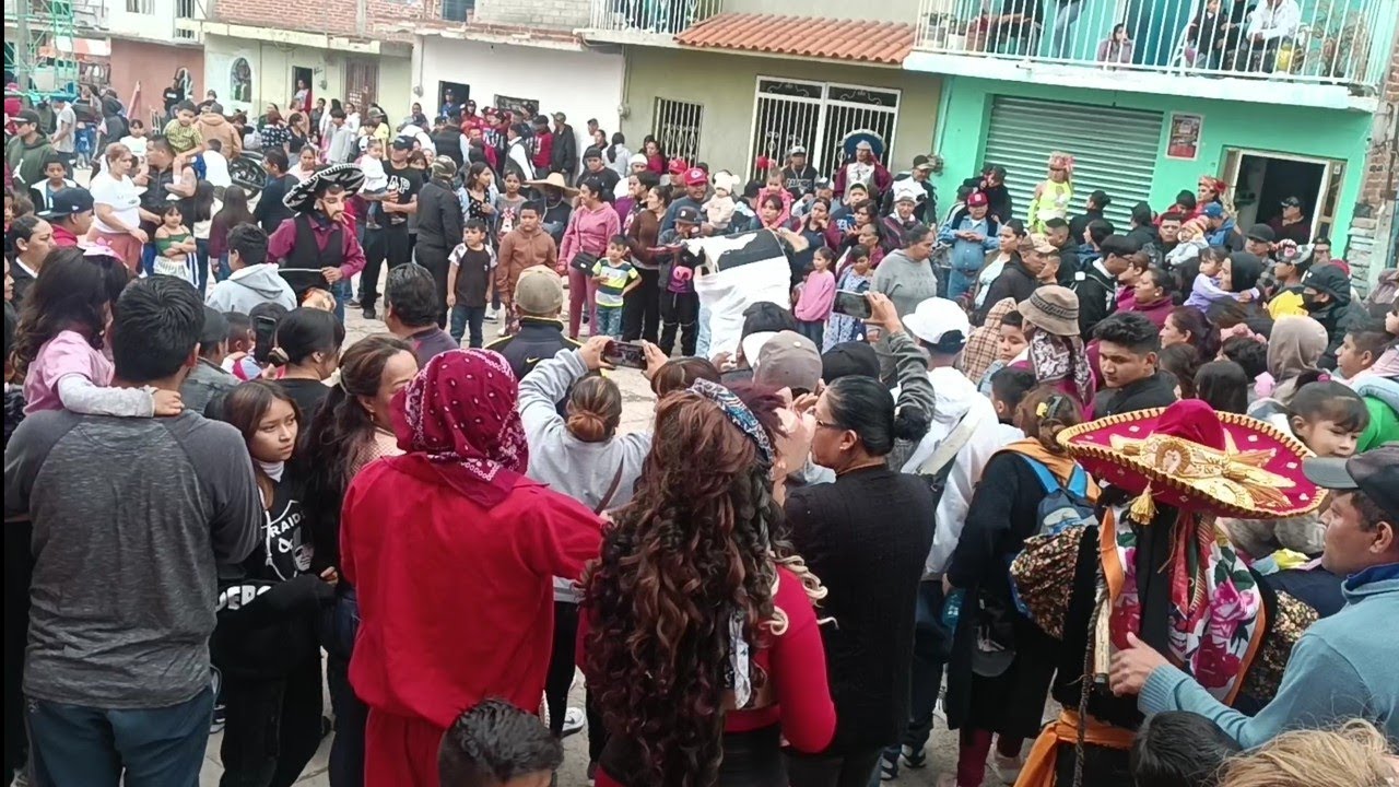 Fiesta de Sopeña 2024 Lleno Total😱 TRSSV - YouTube