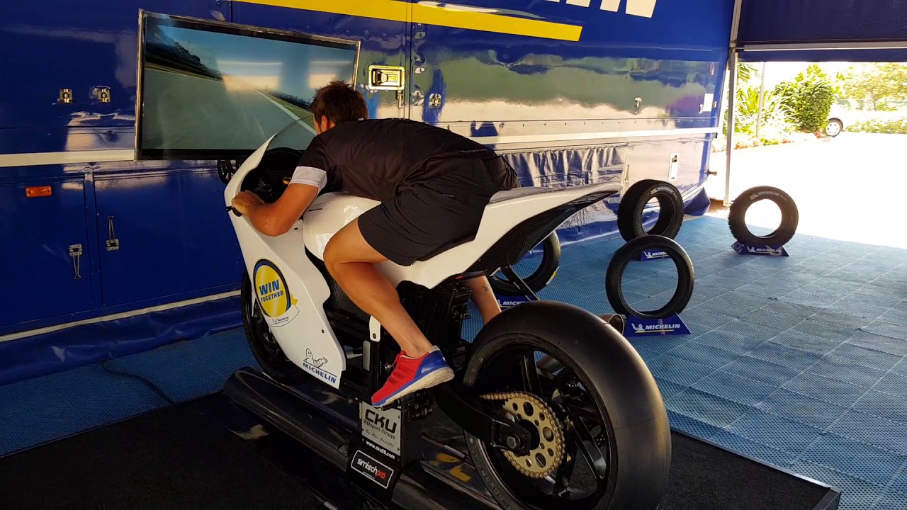 SIM RACING SETUP (Motorcycle Motion) #simracing - YouTube